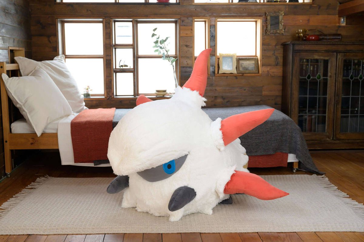 ‘Life-size’ Larvesta plushie, other Bug-type Pokémon goods announced ...