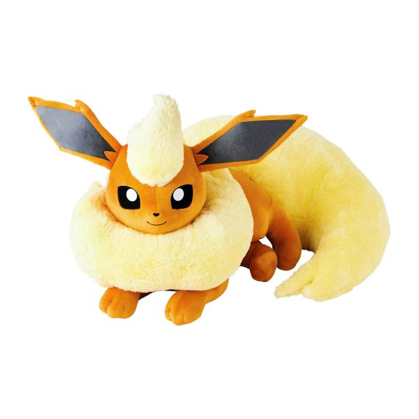 New “life-size” plushies of Eevee’s evolutions revealed | PokéJungle