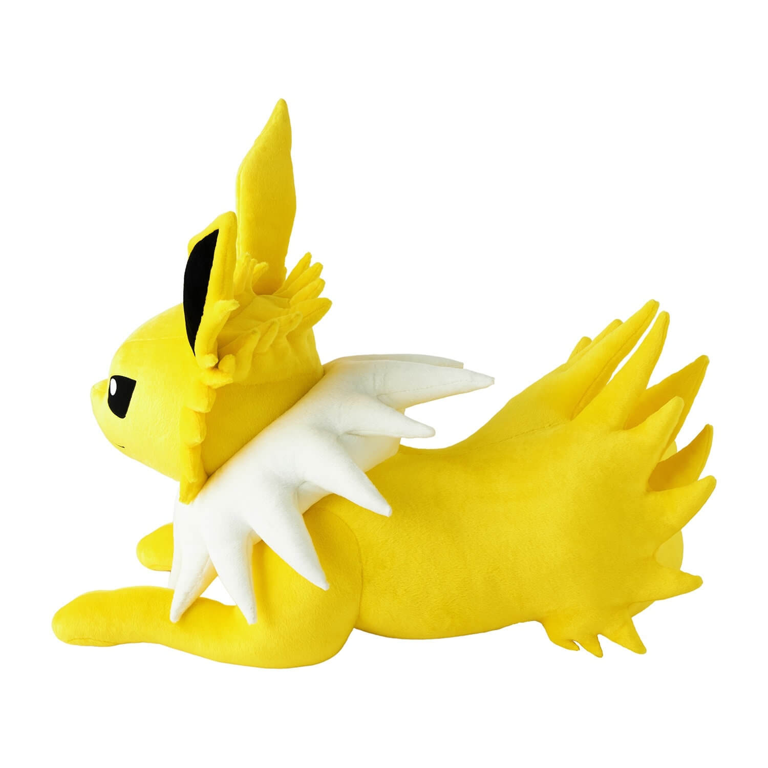 New “life-size” plushies of Eevee’s evolutions revealed | PokéJungle
